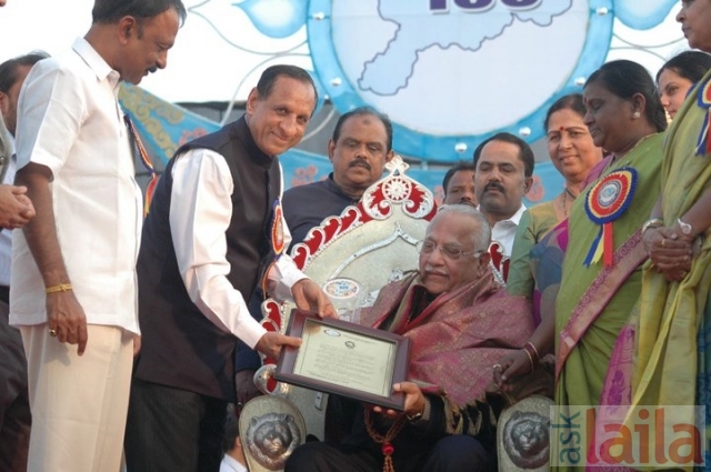 Apollo Hospital in Noida Sector 26, Noida | 61 people Reviewed - AskLaila