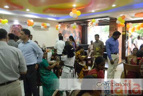 Polar Bear in Mantri Square Mall, Malleswaram, Bangalore - AskLaila